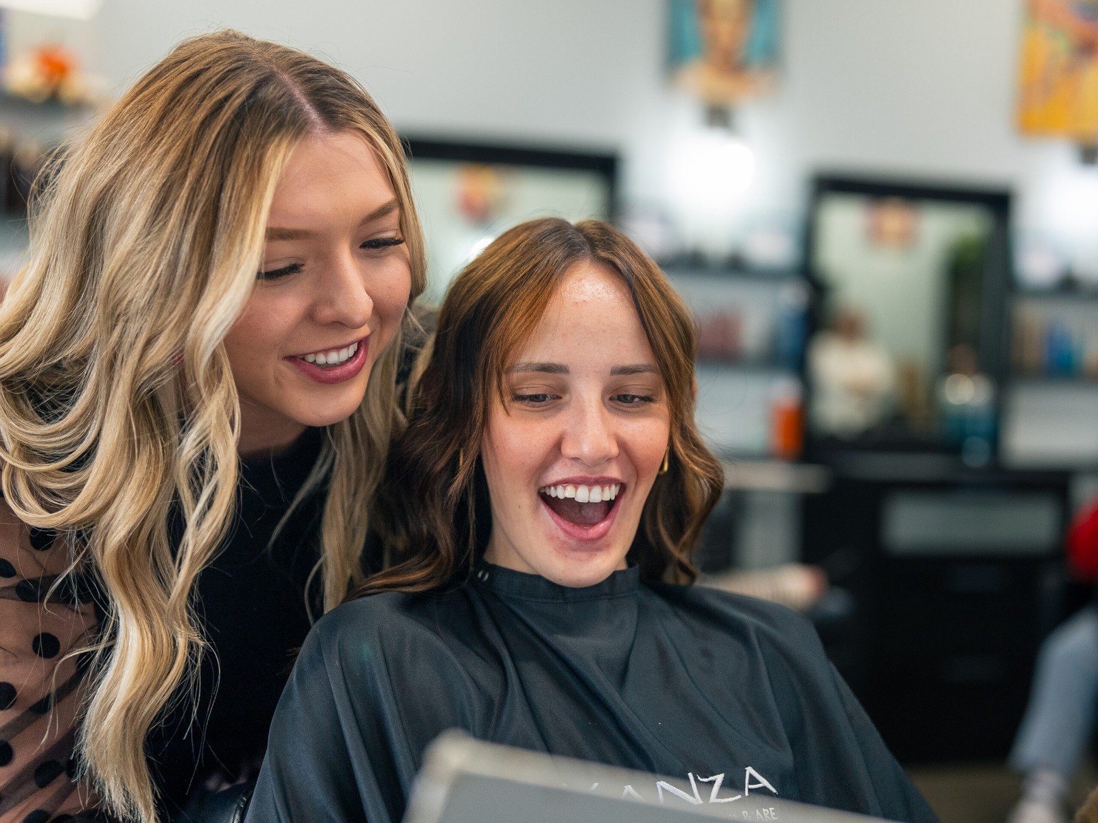 Finding the Ideal Hair Salon Near Me: An Exhaustive Guide - Mating Press