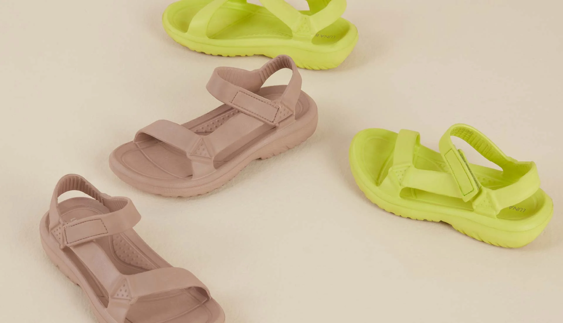 Top 10 Trendy Sandals for Girls This Monsoon